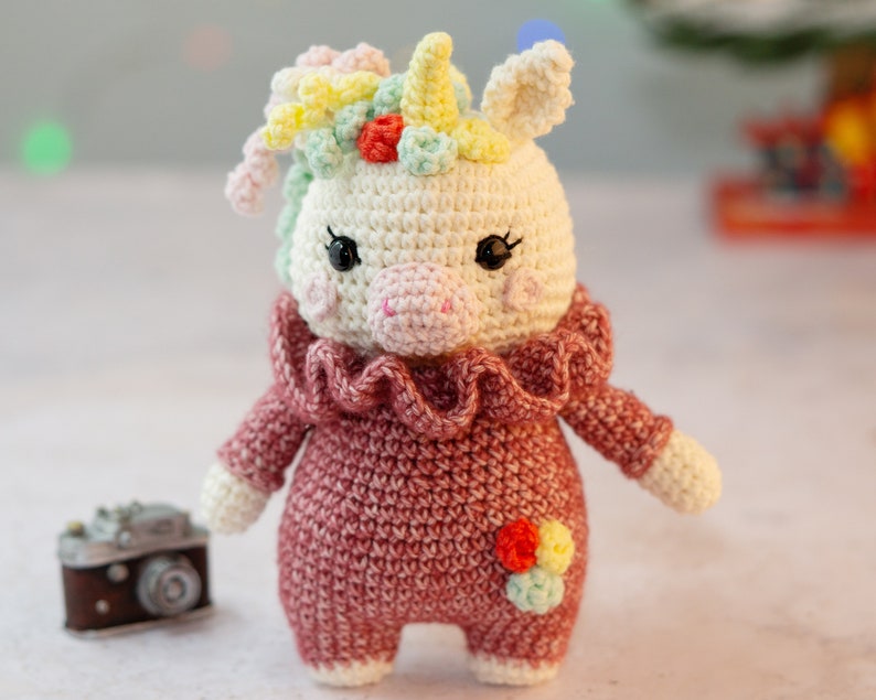PDF crochet pattern:Ruby the unicorn Amigurmi | Etsy