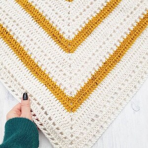Chai Latte Shawl Crochet Pattern PDF - Etsy