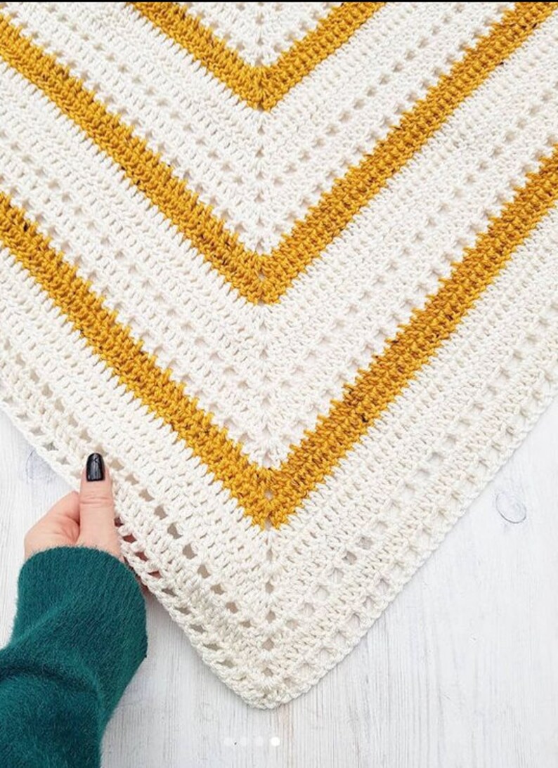 Chai Latte Shawl Crochet Pattern PDF - Etsy