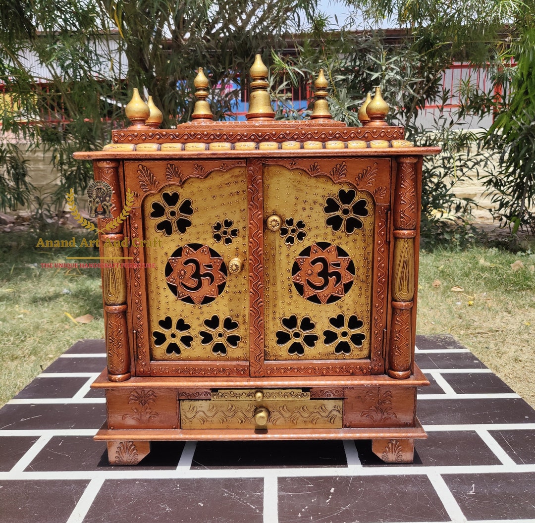Wooden Temple Mandir Beautiful Om Design Handcrafted Pooja Ghar Mandap ...