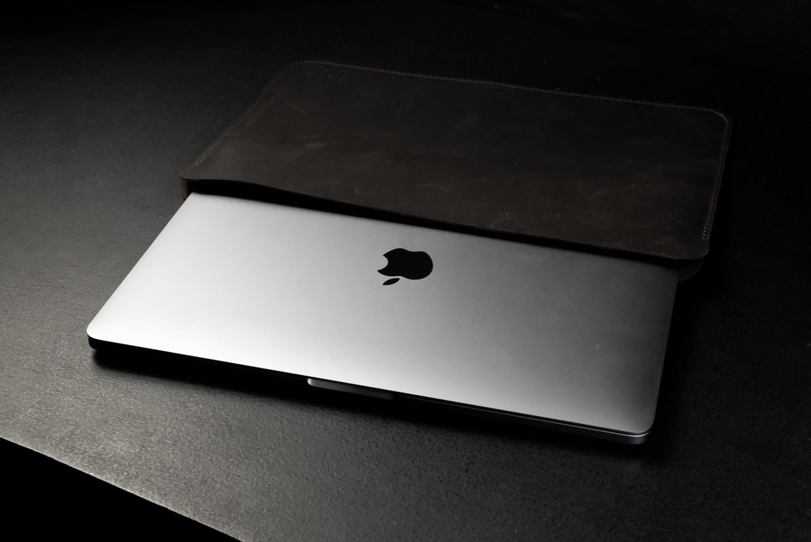 Personalized Leather Sleeve for MacBook MacBook 2020 Case | Etsy