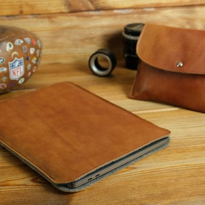 Premium Leather sleeve for MacBook Pro 13 M1 Unique leather | Etsy