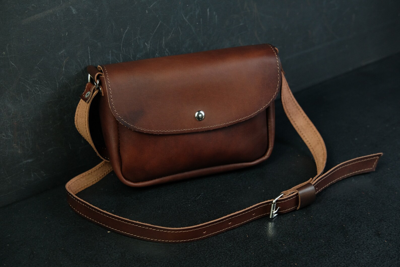 Small Shoulder Bag Round Flap Bag Vintage Leather Purse for - Etsy