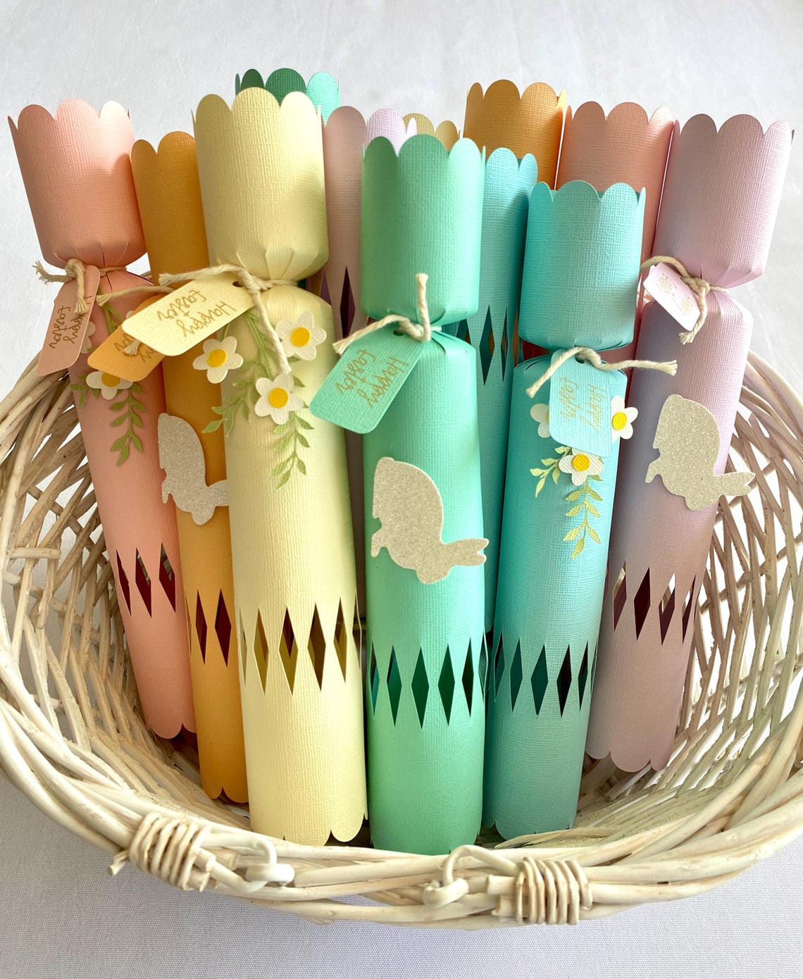 Fill Your Own Easter Crackers, Pastel Easter Bonbons, Party Poppers ...