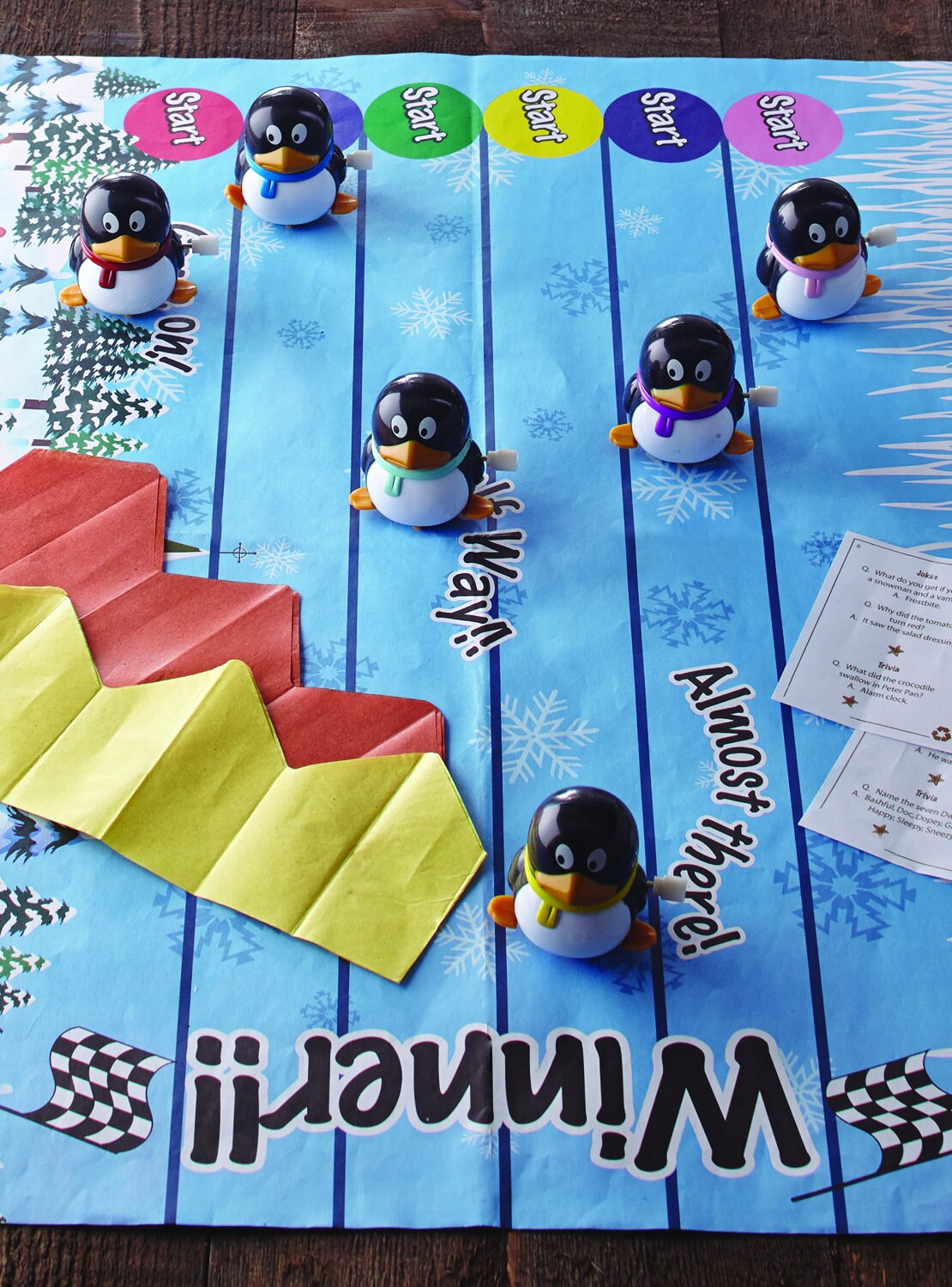 Robin Reed 6 X 13 Racing Penguin English Christmas Crackers With POP ...