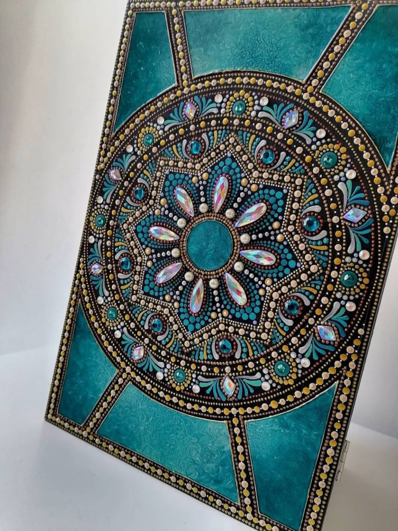 Made-to-order Dot Mandala Wooden Box Bling Storage Box - Etsy UK