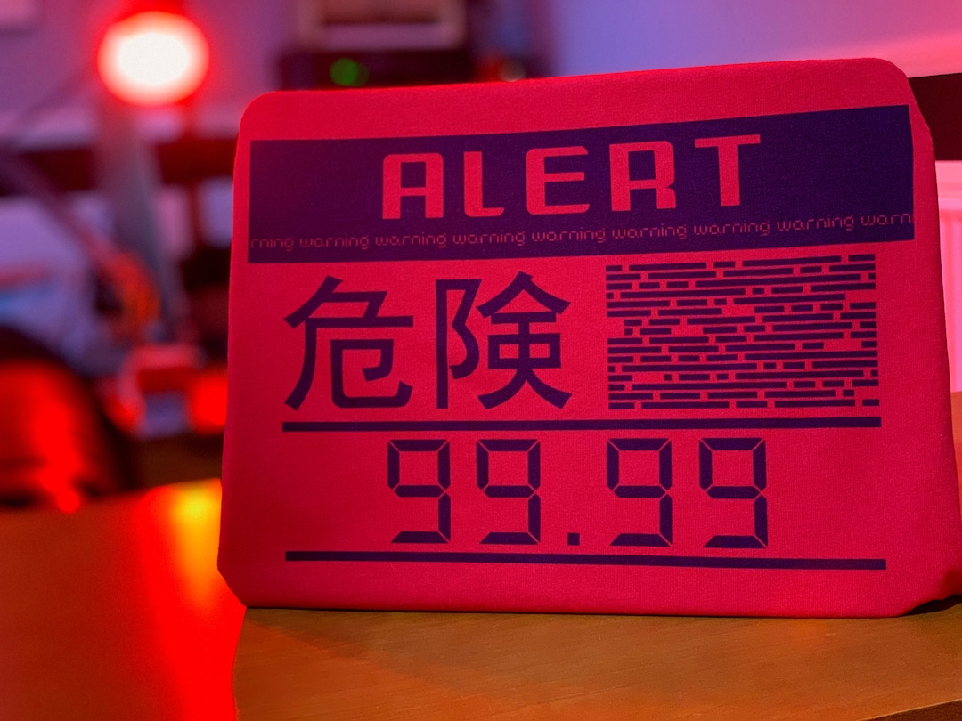 Alert Phase T-shirt - Etsy