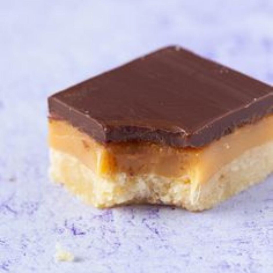 Caramel Shortbread Squares | Millionaire Shortbread Recipe | Traybake ...