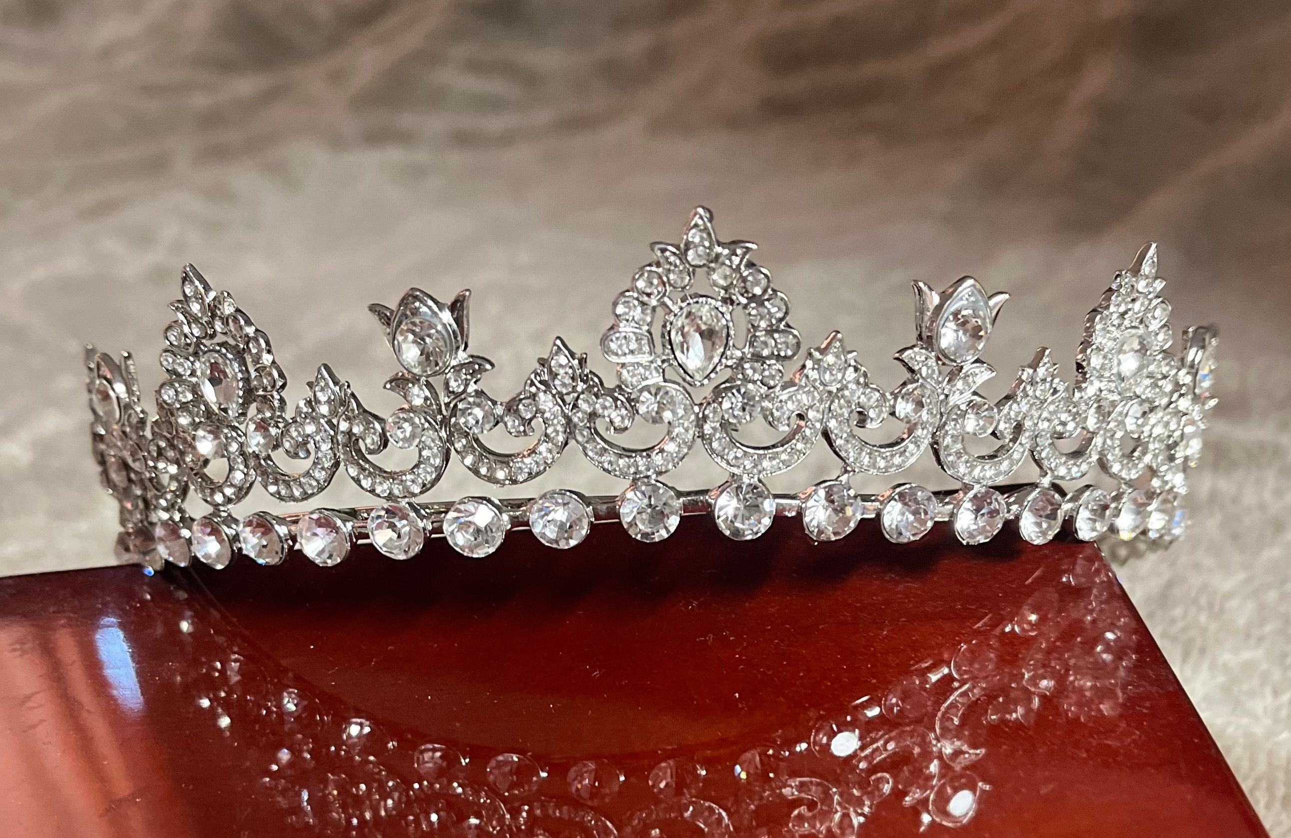 The Anglesey Tiara Replica - Etsy
