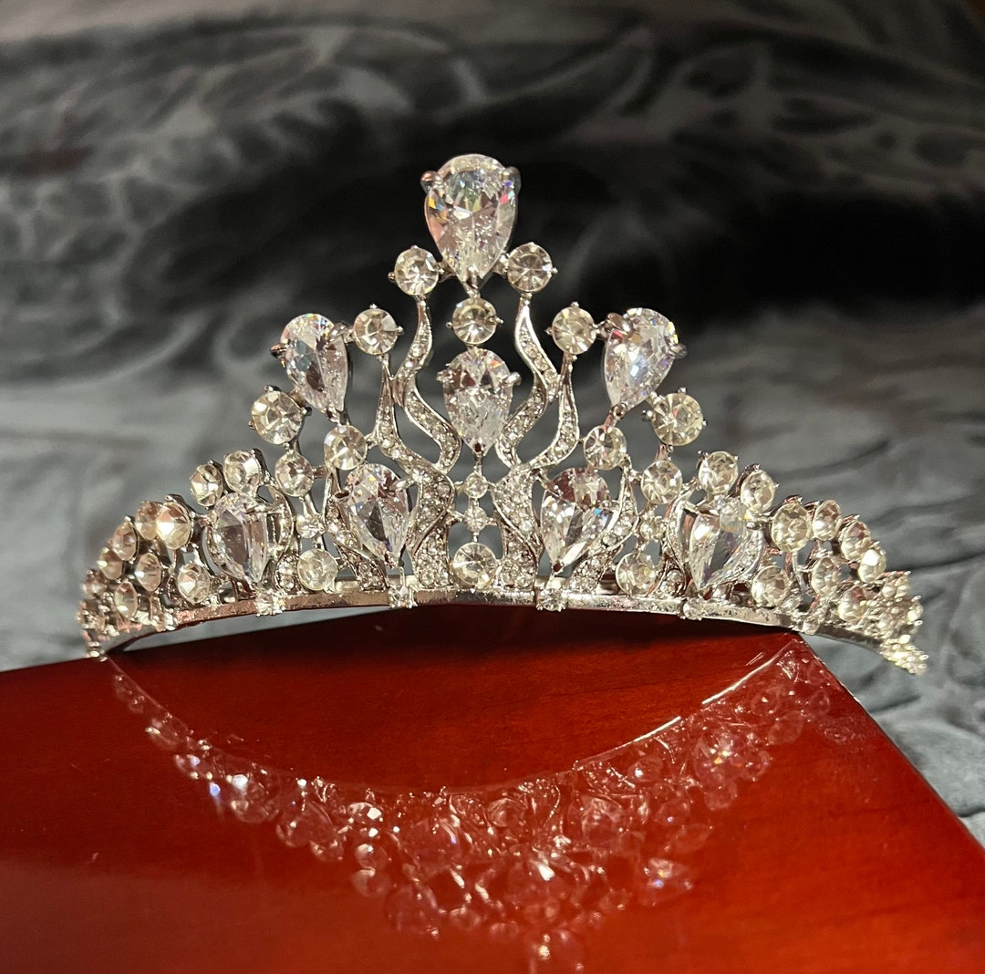 Barbara Hutton’s Diamond Tiara Replica - Etsy