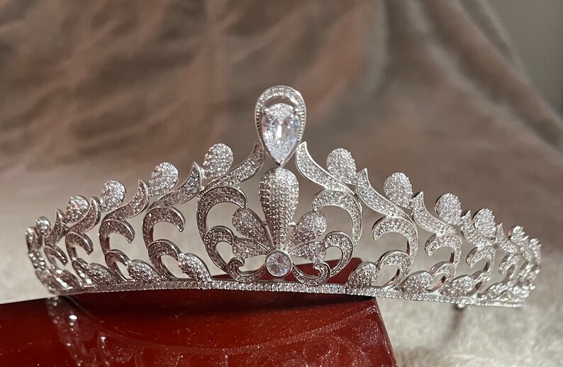 Belle Epoque Diamond Tiara Replica - Etsy