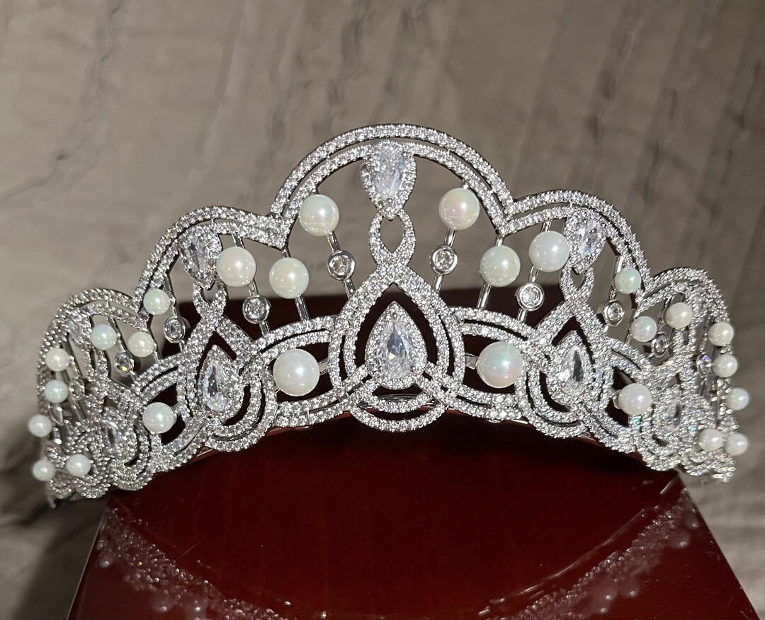 Garrard Diamond & Pearl Royal Tiara Replica - Etsy