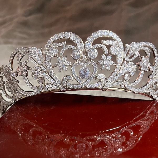 Royal Replica Tiara - Etsy
