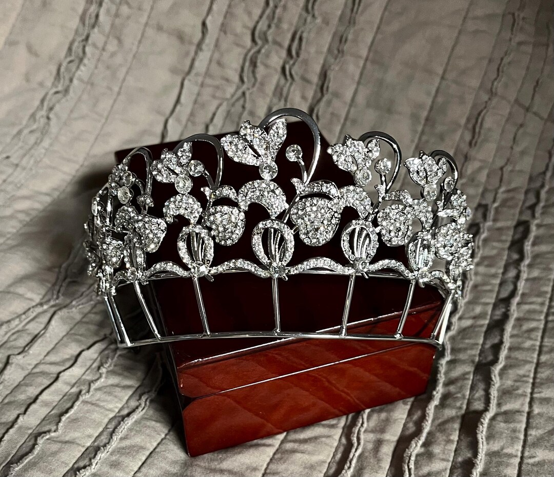 The Westminster Cyclamen Tiara Replica - Etsy