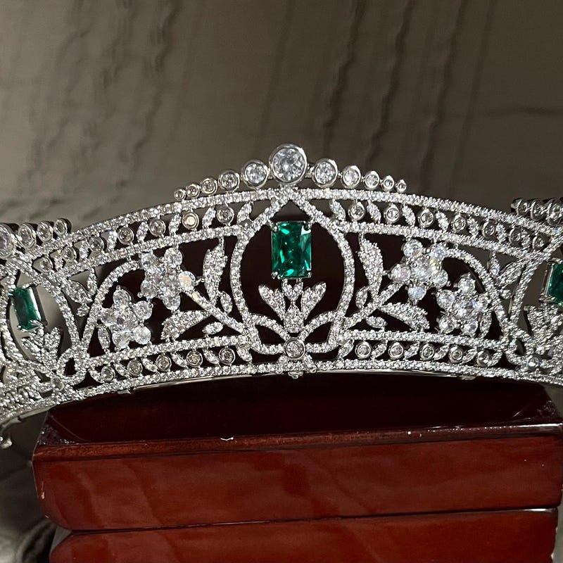 Emerald Tiara - Etsy