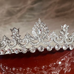 The Anglesey Tiara Replica - Etsy