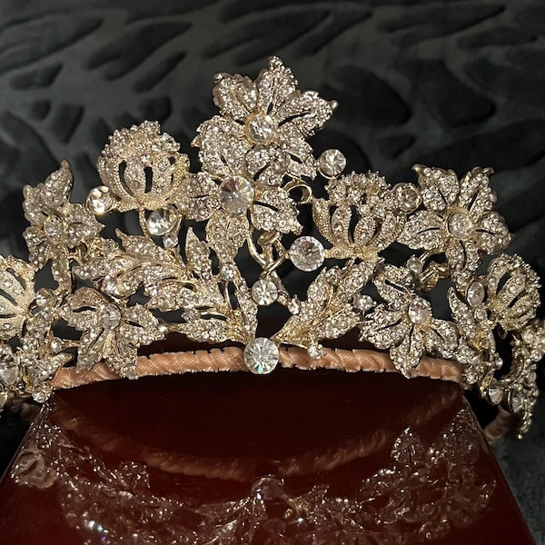 Royal Replica Tiara - Etsy