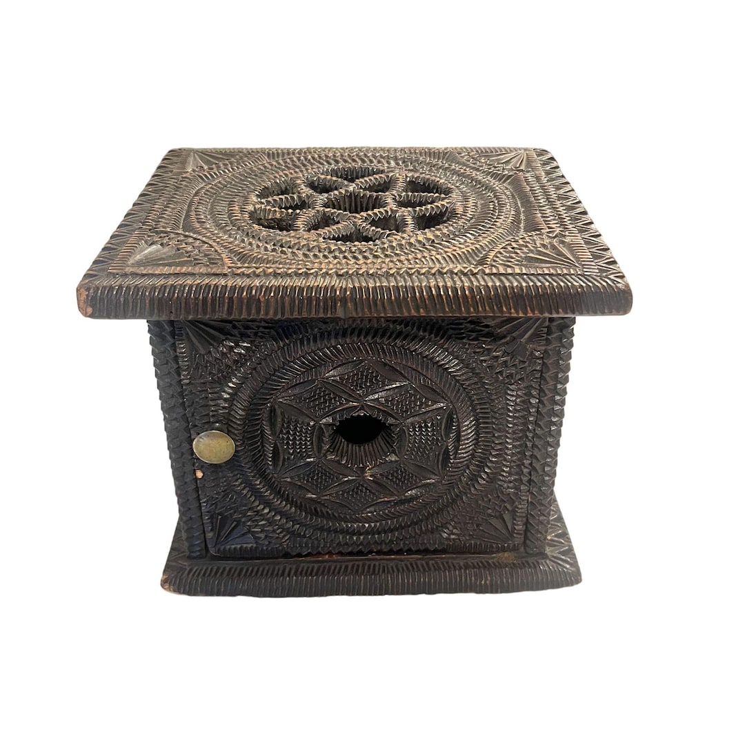 Antique Chip Carved Tramp Art Dutch Foot Warmer 10"x8"x8" Intricate ...
