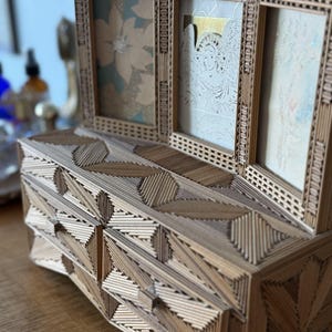 Rare Large Vintage Prison, Folk, Tramp Art Matchstick Jewelry Vanity ...