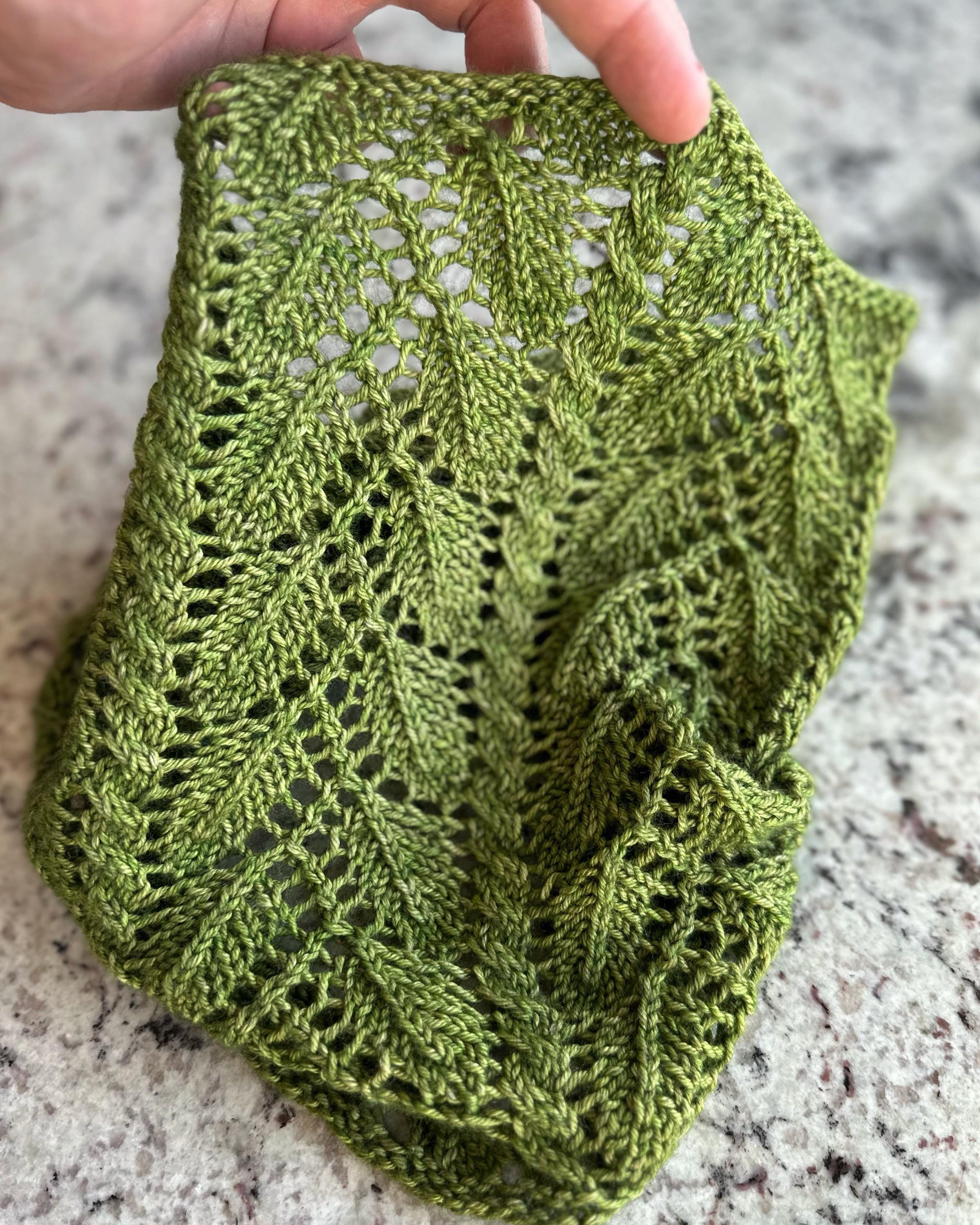 Spring Leaf Cowl - PDF Knitting Pattern Digital Download (ENG/SWE) - Etsy