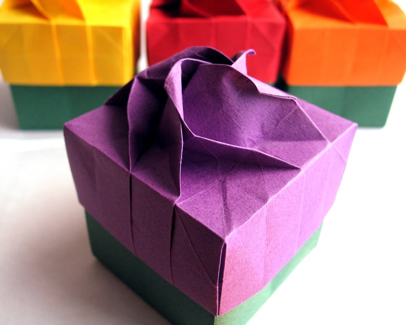 Origami Rose Gift Box: Handmade Japanese Paper Floral Decor - Etsy