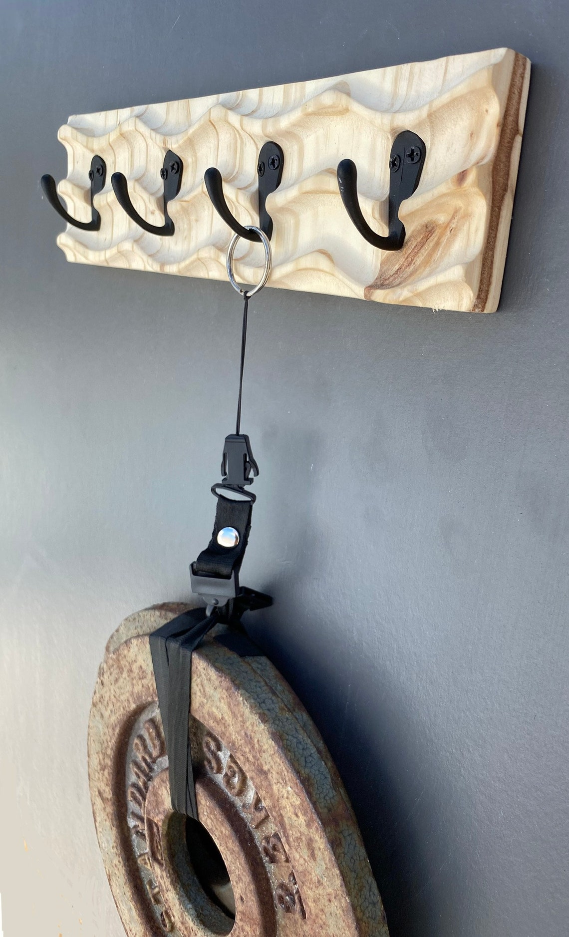 Modern Minimalist Entryway Key Holder: A Bit O Luxury for Organized ...