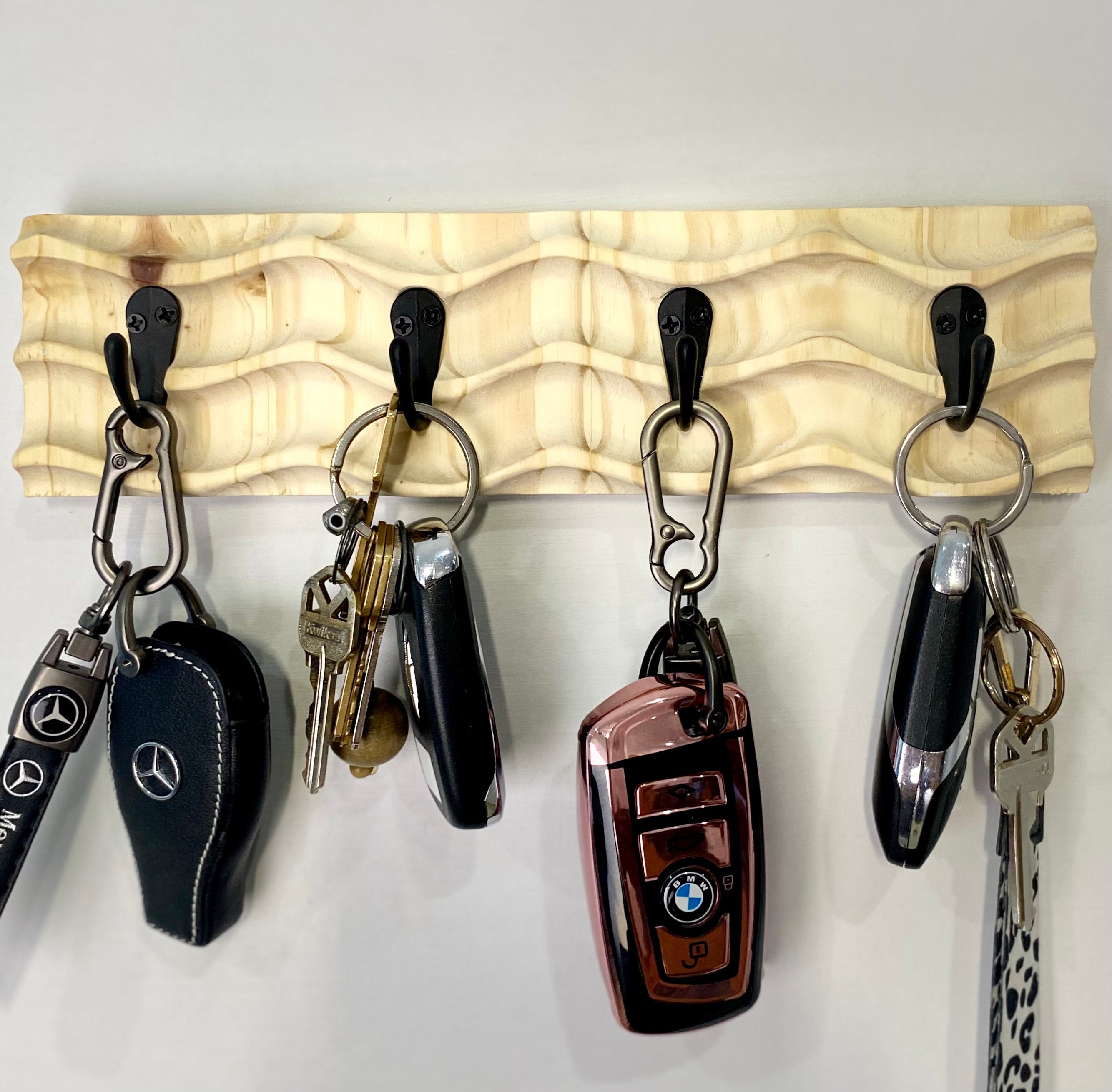 Modern Minimalist Entryway Key Holder: A Bit O Luxury for Organized ...