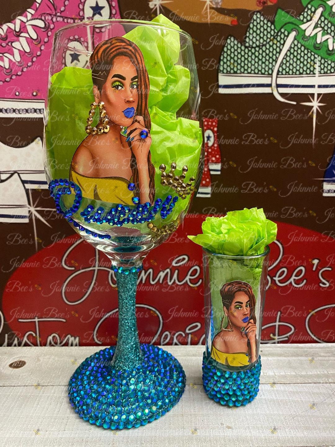 Queen Bee (2 Piece Wine Glass Set) - Etsy