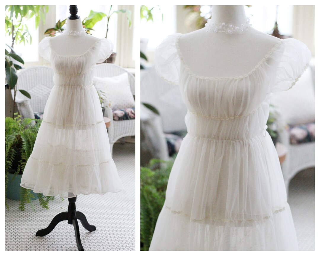 RESERVED 1950s Soft White Fluffy Twin Roses Sheer Princess - Etsy