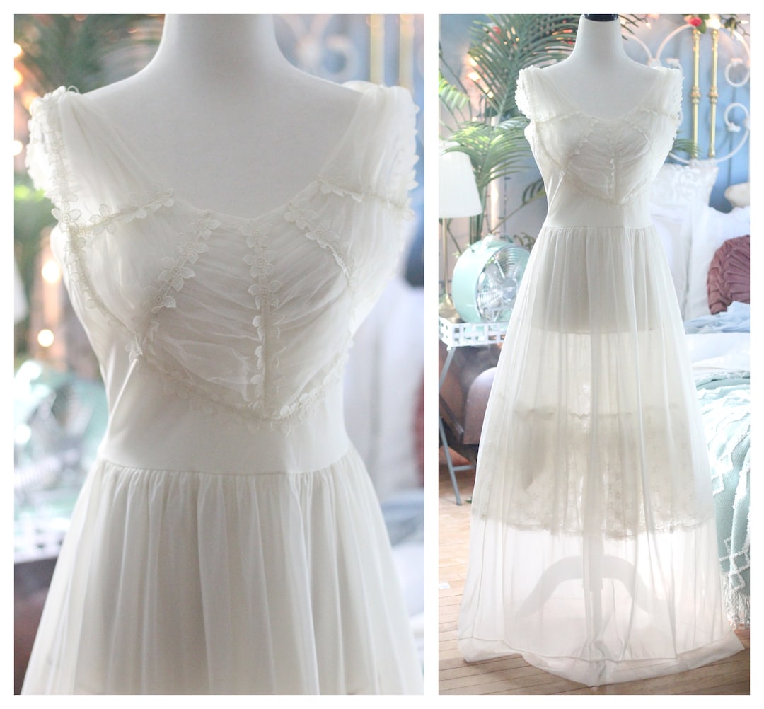 1950s White Empire Waist Embroidered Ruched Nightgown / Regency Cap ...