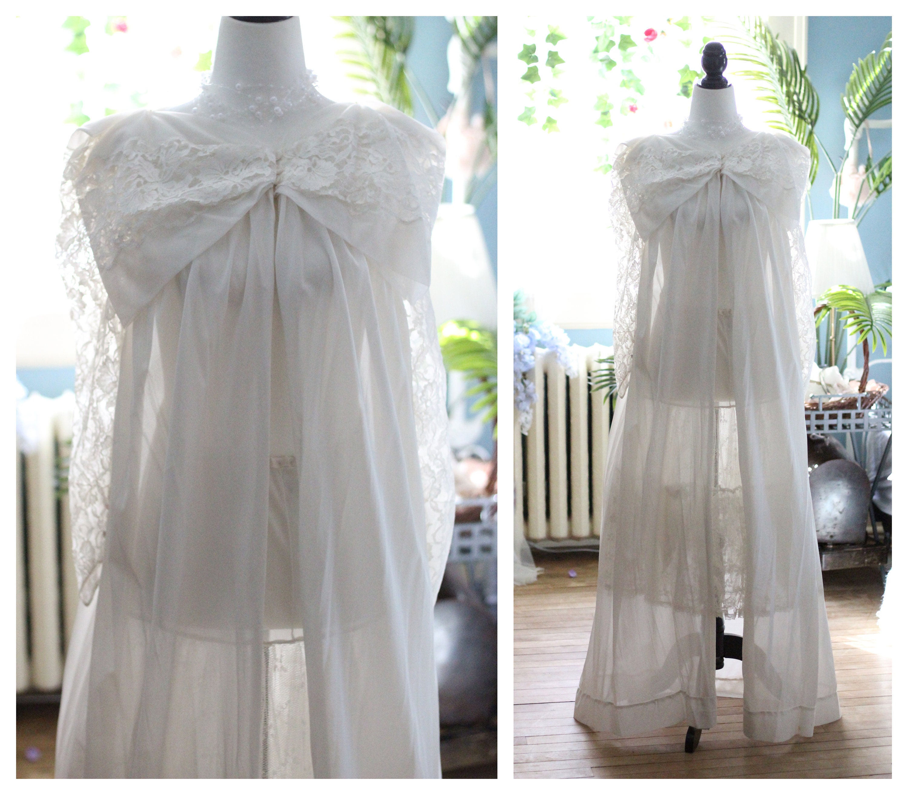 1950s White Bow Eyeful Peignoir Robe / Long Sleeve Princess Nightgown ...
