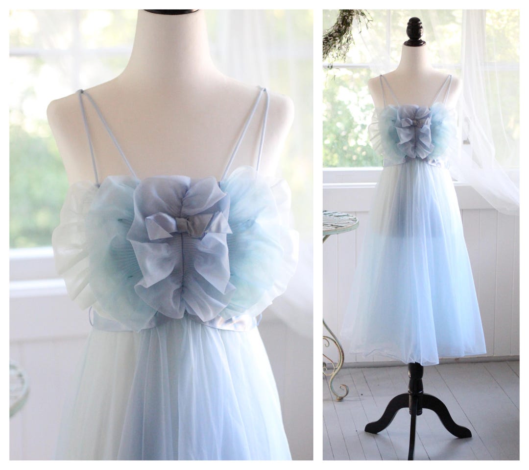 1950s Ruffle & Bow Bodice Soft Blue Ombre Vanity Fair Nightgown ...