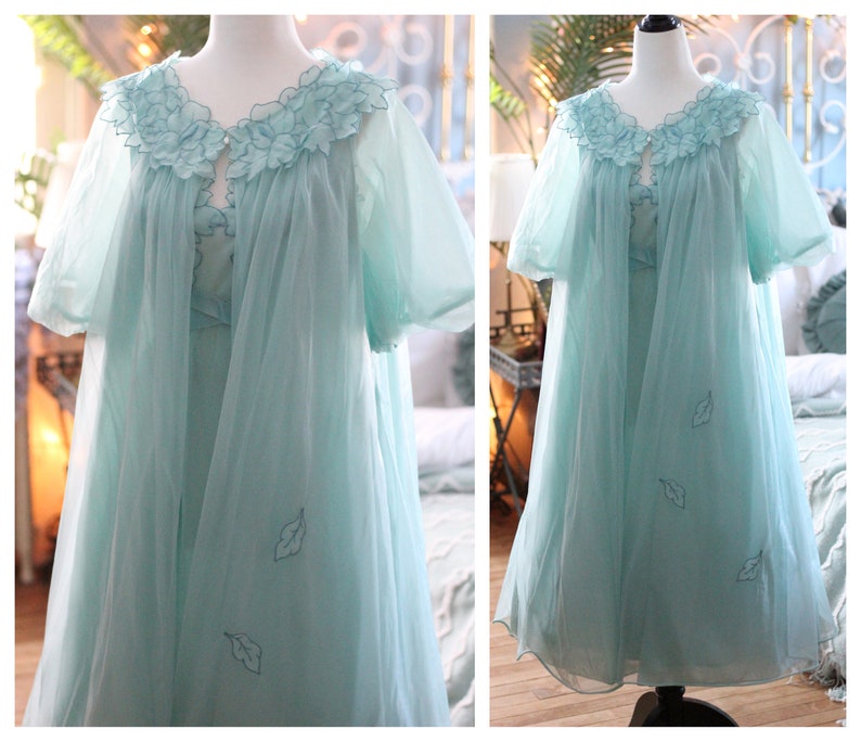 1950s Robin's Egg Blue Floral Grecian Babydoll Peignoir Set / Lingerie ...