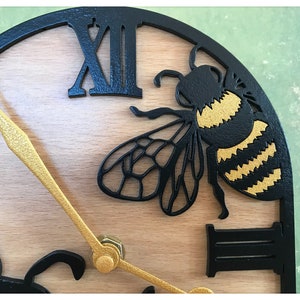 Bee Shelf Clock - Etsy