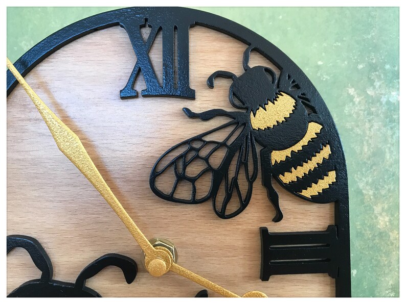 Bee Shelf Clock - Etsy