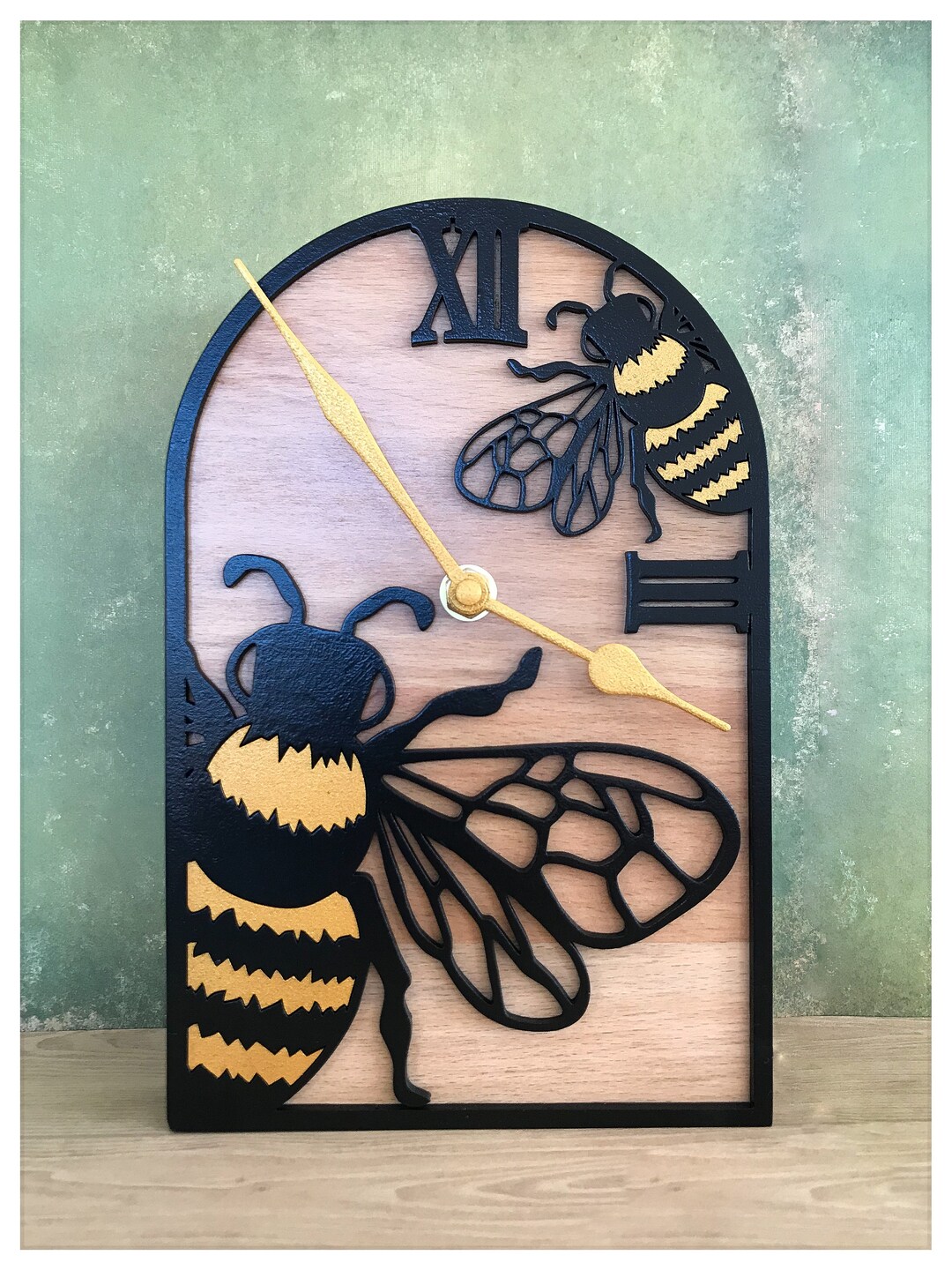 Bee Shelf Clock - Etsy