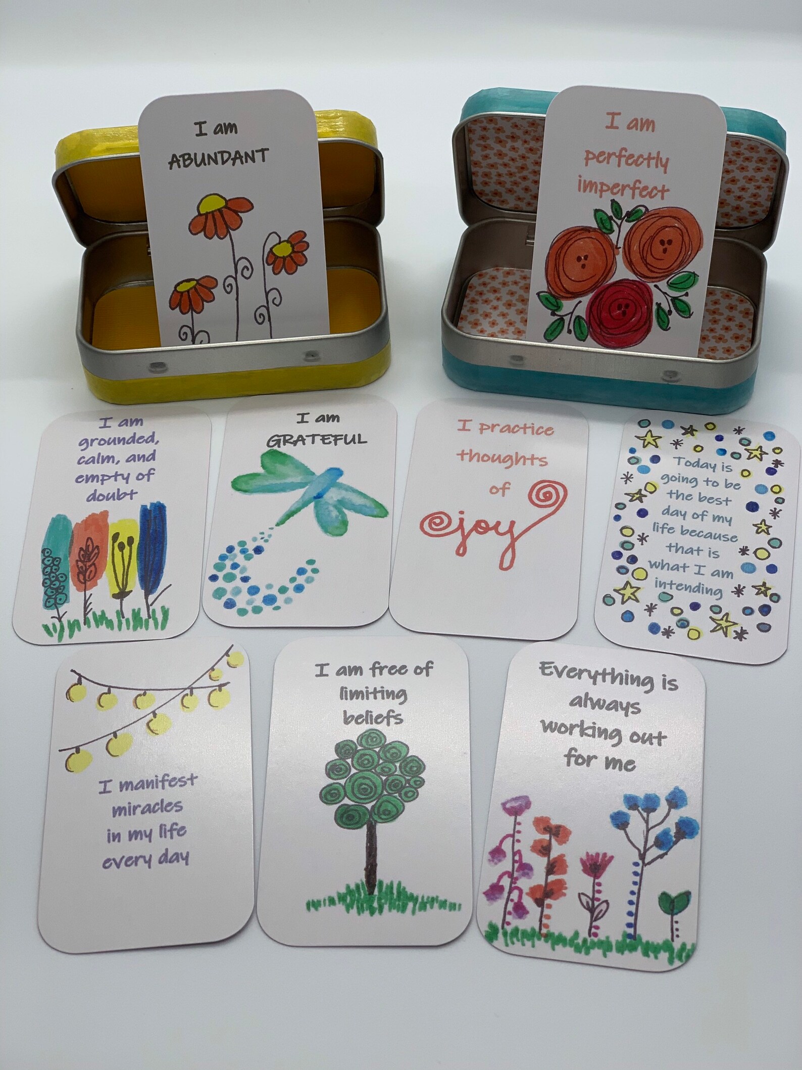 Affirmation Box With 21 Affirmation Cards, Flowers -daisies - Etsy