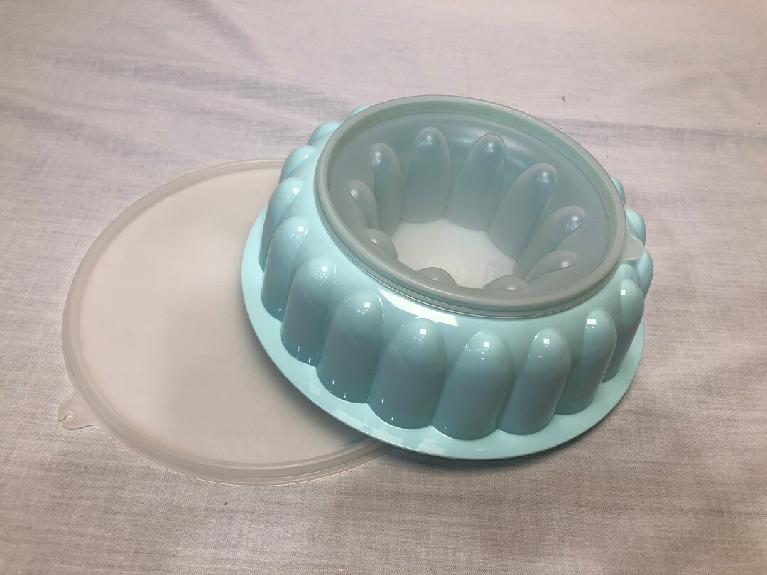 Vintage Tupperware Jello Mold, Blue, Light Blue, Mold With Lid, Retro ...