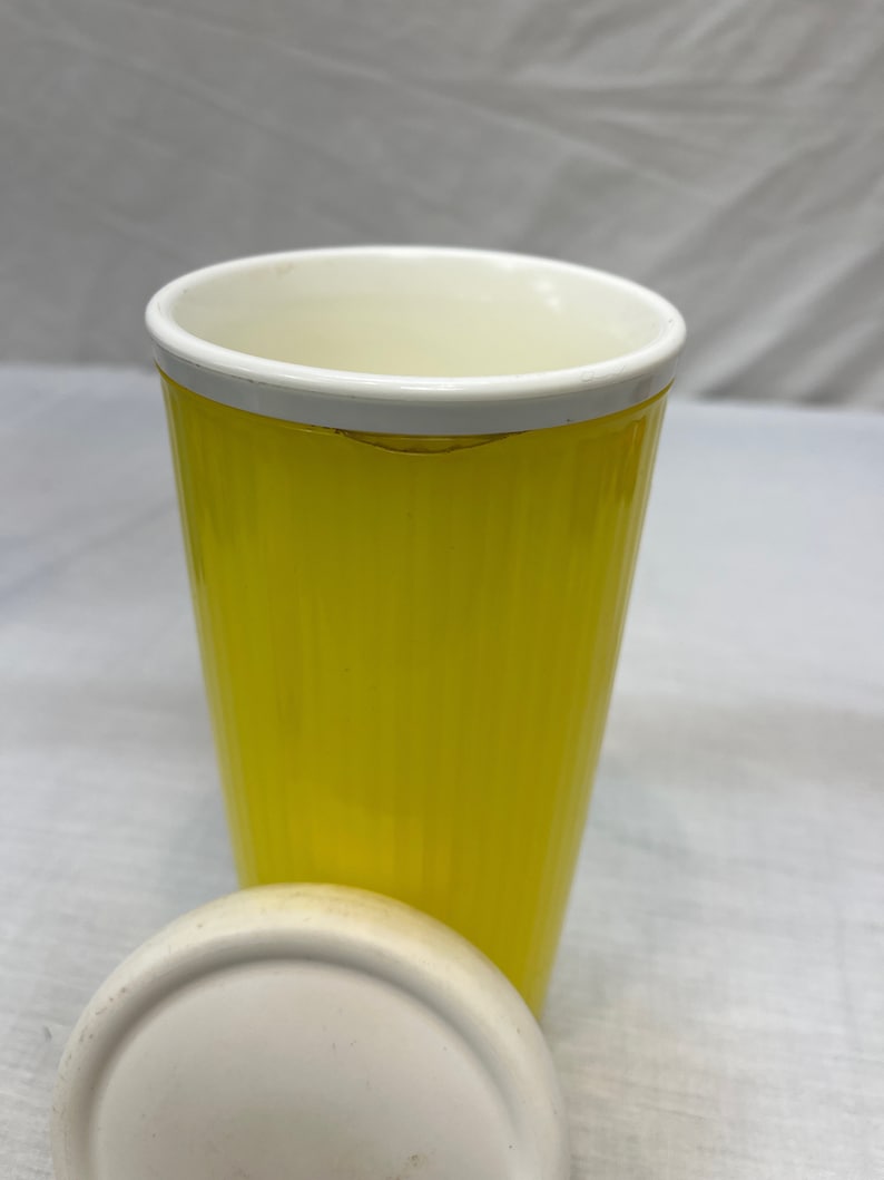 Vintage Tupperware Tumbler Insulated Tumbler 24 Oz Yellow - Etsy