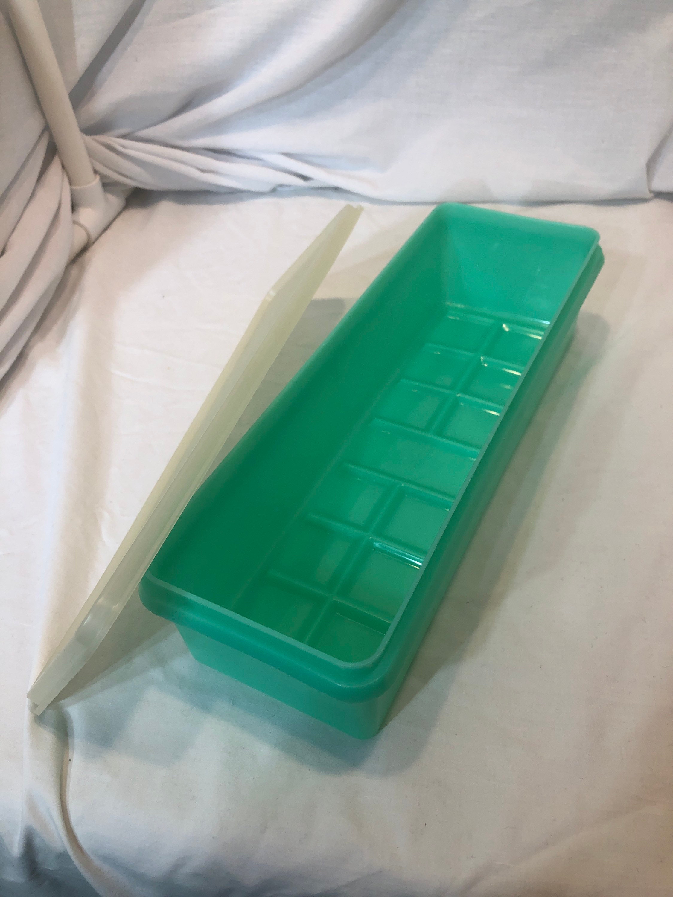 Vintage Tupperware Celery Keeper, Jade Green Tupperware Celery Keeper ...