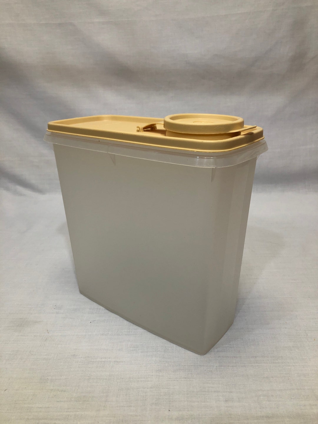 Vintage Tupperware Cereal Storage Container, Brown Lids, 469-5, Storage ...