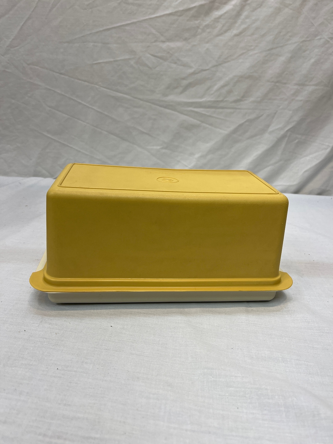 Vintage Tupperware Bread Keeper, Storage, Harvest Gold, 171, Yellow ...