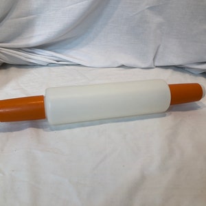 Tupperware Rolling Pin, Fillable Rolling Pin, Orange Handles ...