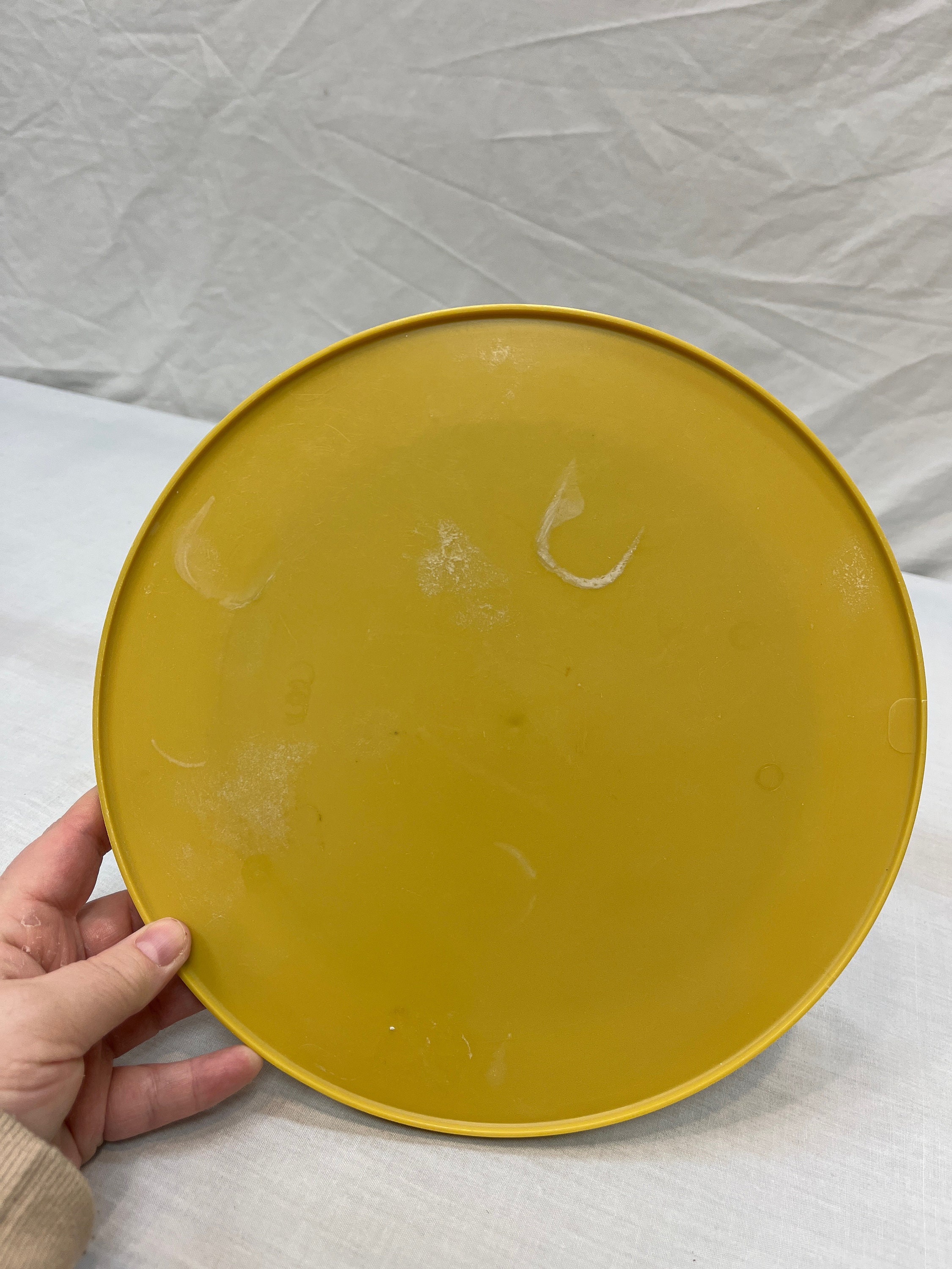 Vintage Rubbermaid Lazy Susan, Turn Table, Yellow Lazy Susan - Etsy