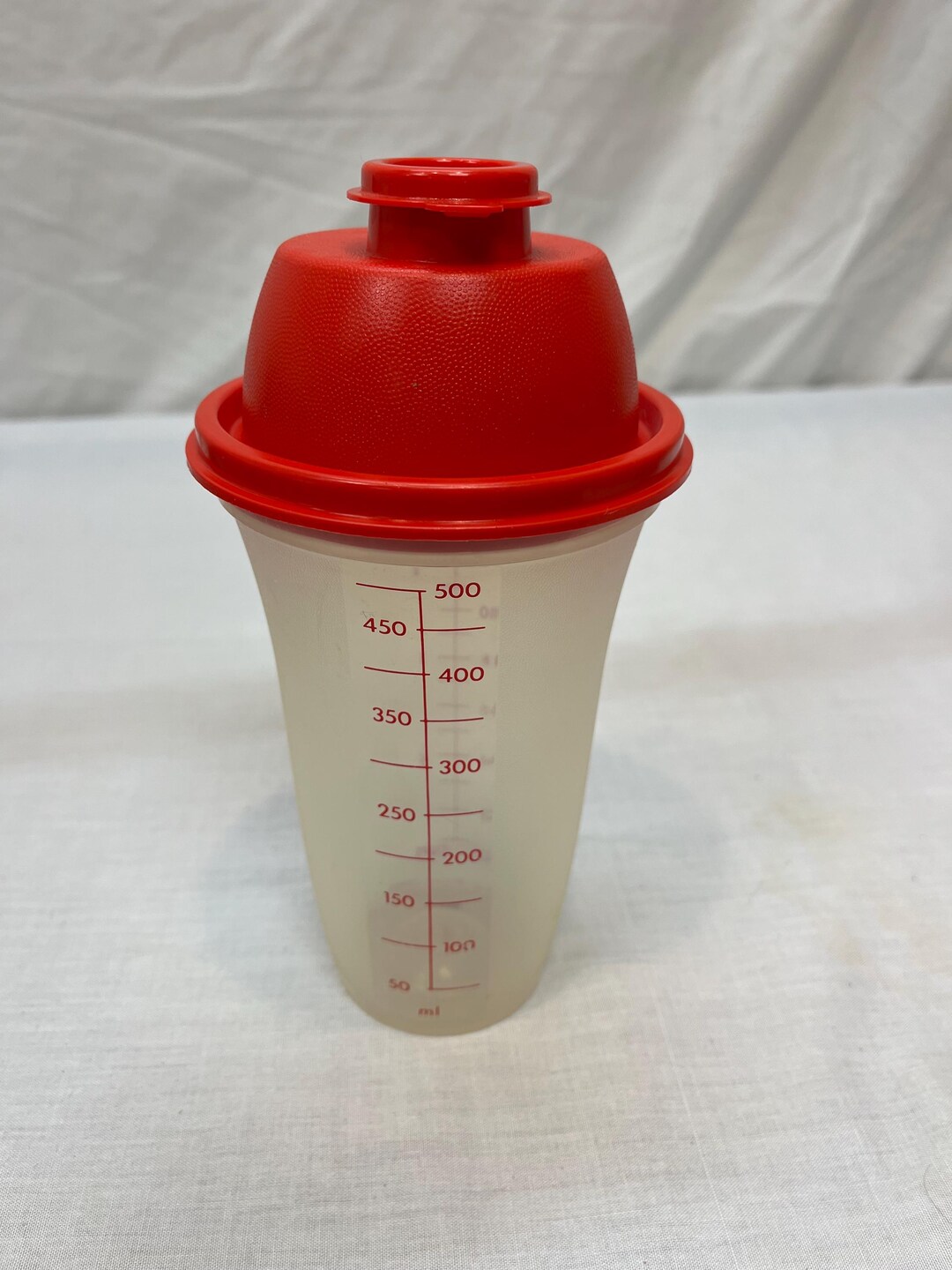 Vintage Tupperware Quick Shaker, Red Shaker, Quick Shake Tumblers ...