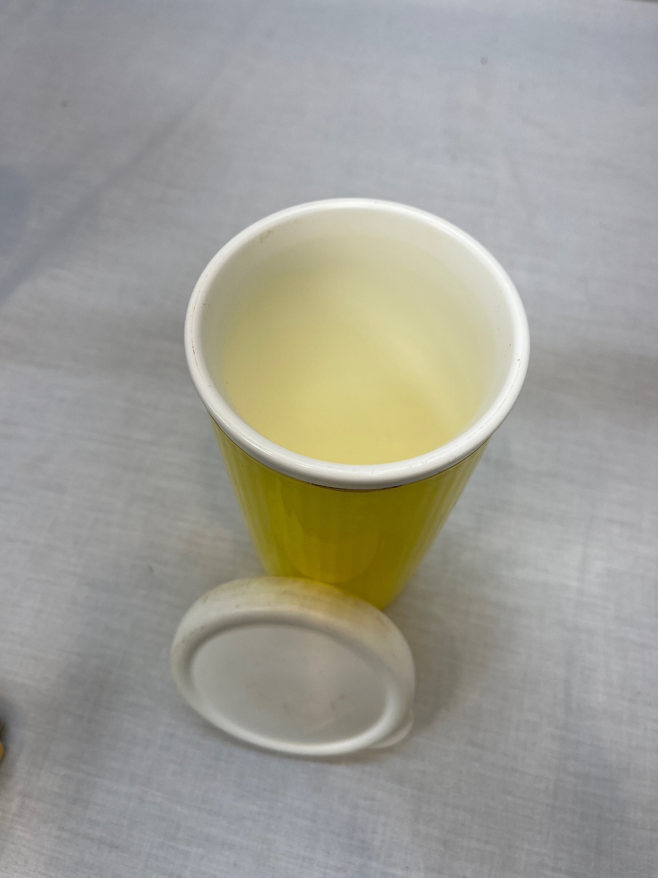 Vintage Tupperware Tumbler Insulated Tumbler 24 Oz Yellow - Etsy