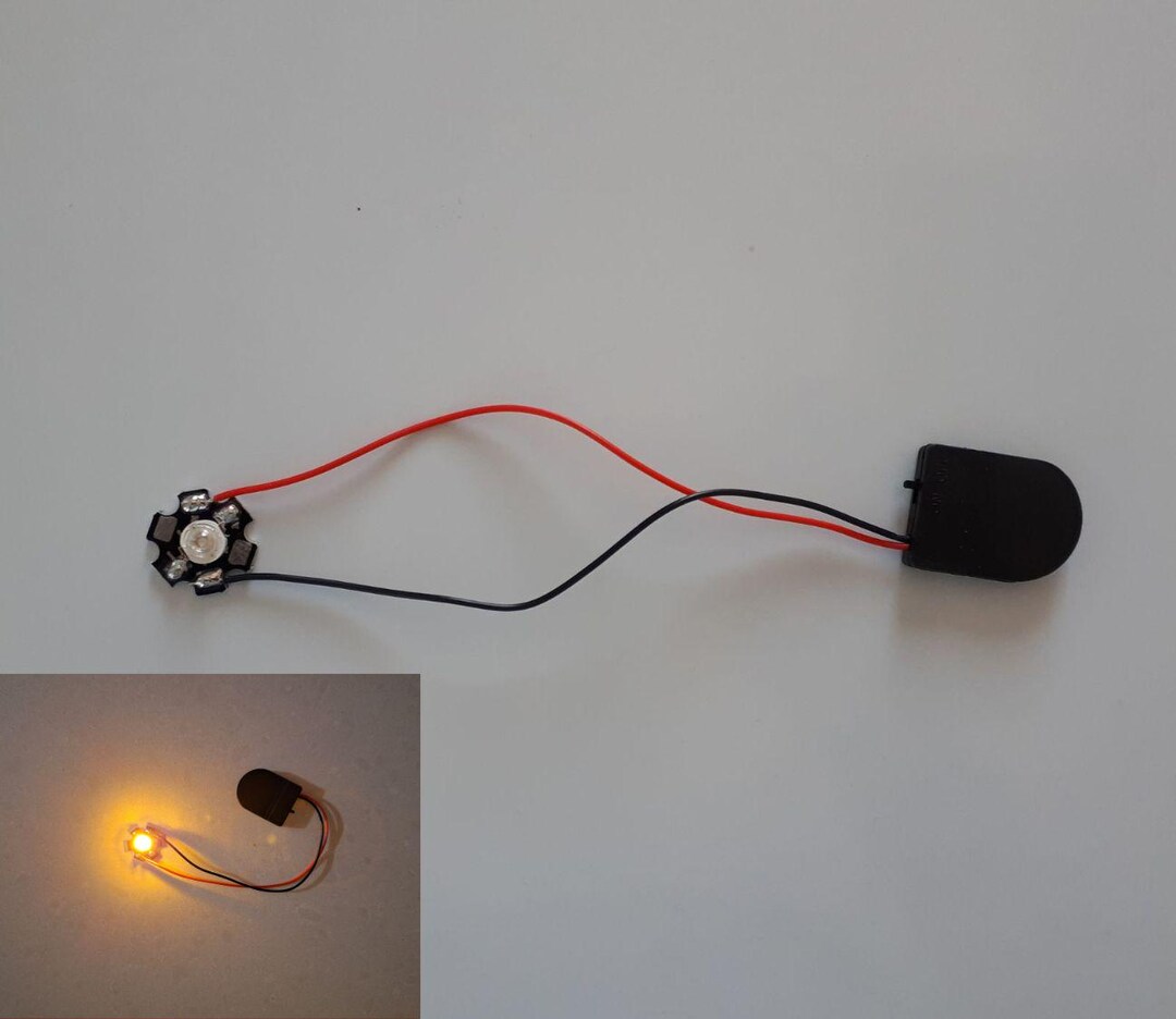 Yellow Orange LED Lamp, Small Battery House CR2032, Strong LED Lamp ...