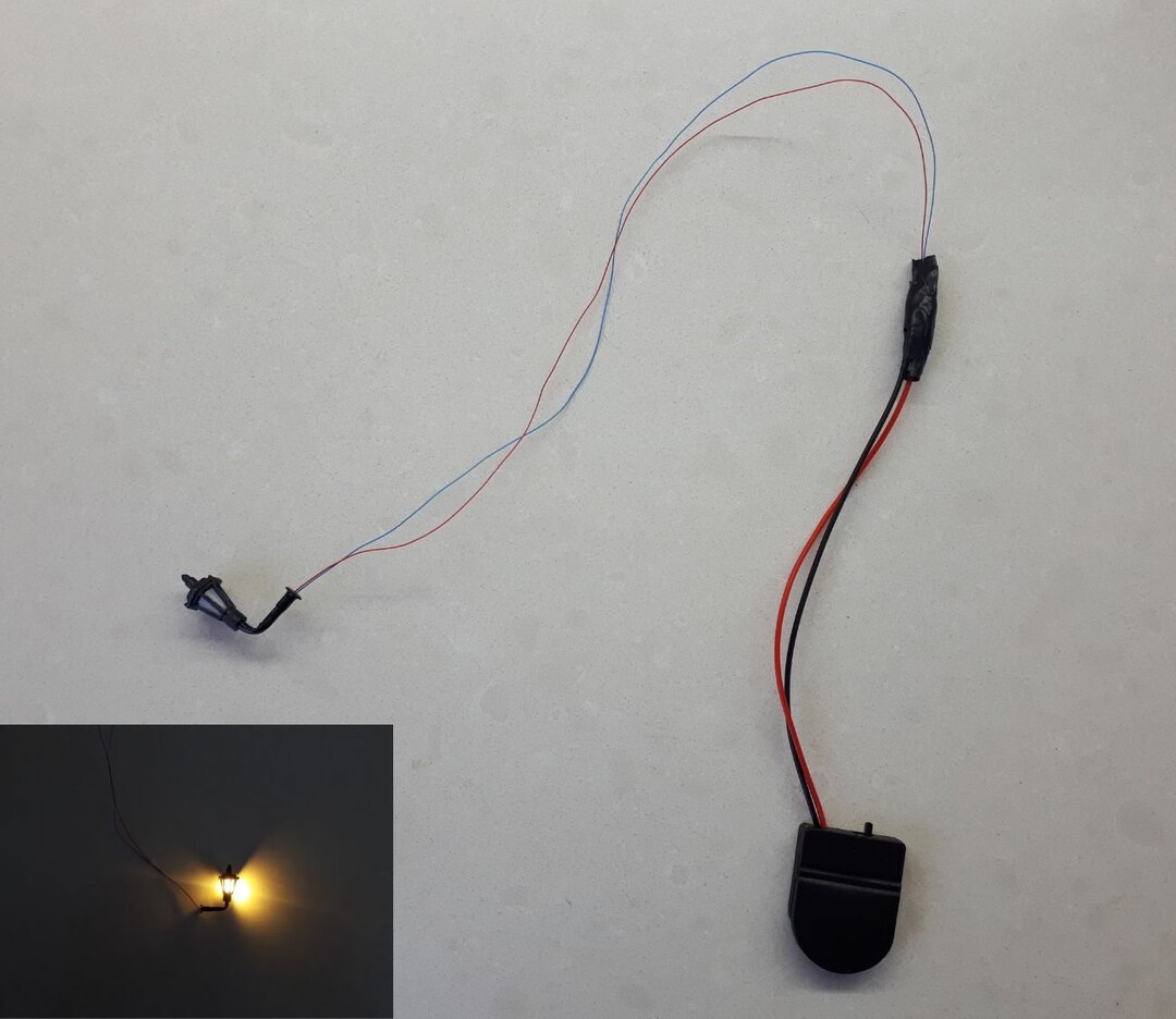 Miniature Lamppost, Warm White LED Lamp, LED Light Pole, Small Battery ...