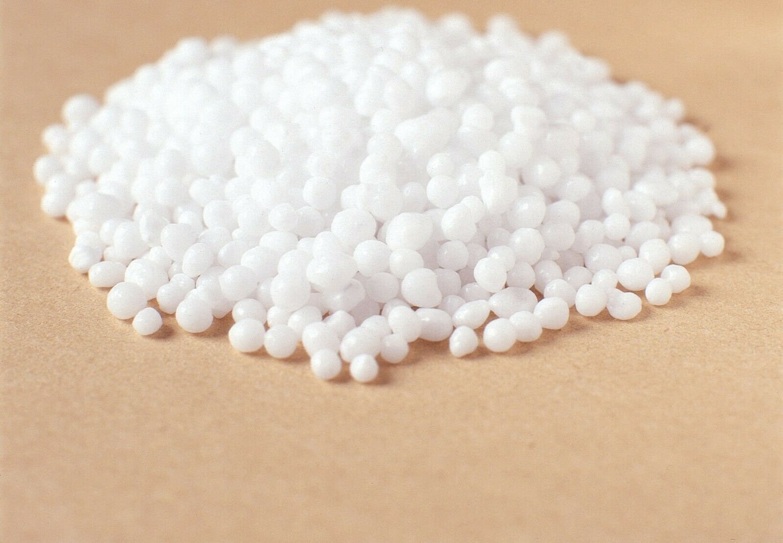 Nitrogen 46 0 0 Urea Pellet Fertilizer Great for Lawns, Gardens, Deer ...