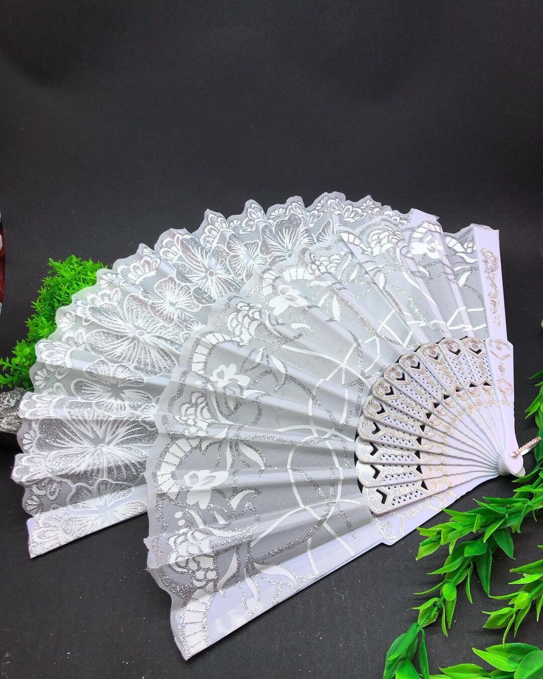 Chinese Retro Hand Fans Folding Wedding Fan Dance Props Church Wedding ...